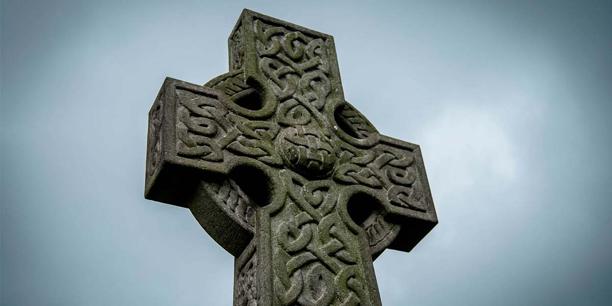 The Royal Road of the Cross by Thomas à Kempis