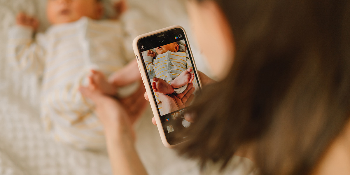 The Absurdity of Trying to Capture Childhood on Your Phone by Bonnie ... The Absurdity of Trying to Capture Childhood on Your Phone by Bonnie ...